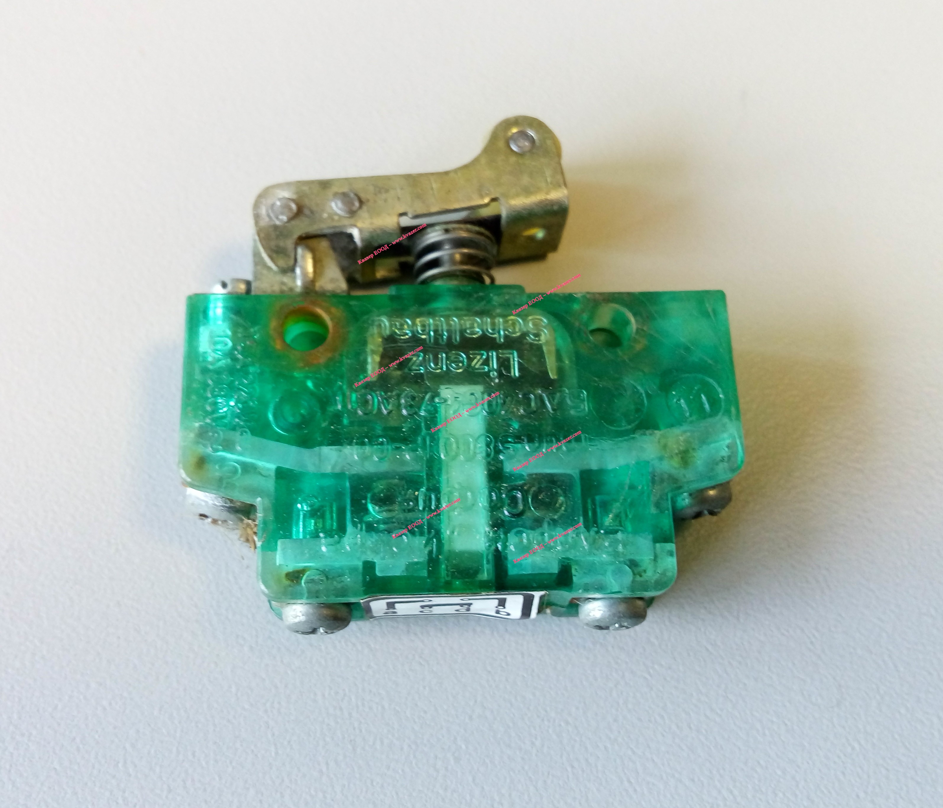 Микропревключвател Schaltbau S800 с лост и ролка, 380VAC/10A, 220V/16A ...